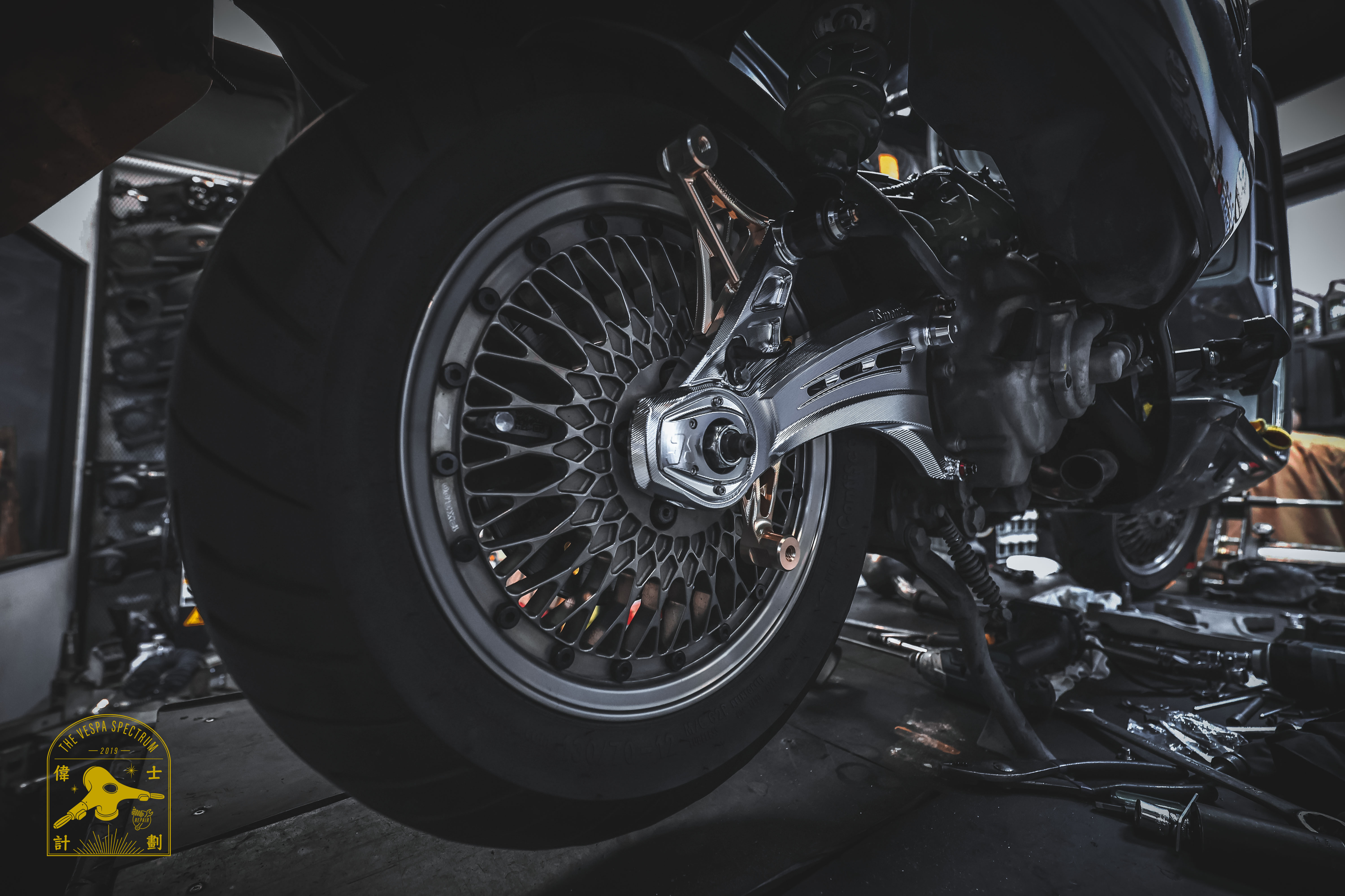 偉士牌 Vespa – 2024 JS Manuf GT車系CNC 『限量款』排骨/後搖臂－個性化的極致選擇 分享 開箱 ！ – 偉士計劃 ...